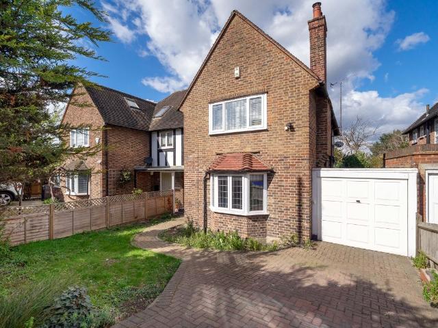 Upper Richmond Road West, Richmond TW10, 3 bed semi detached house to rent, £4,750 pcm | PrimeLocation