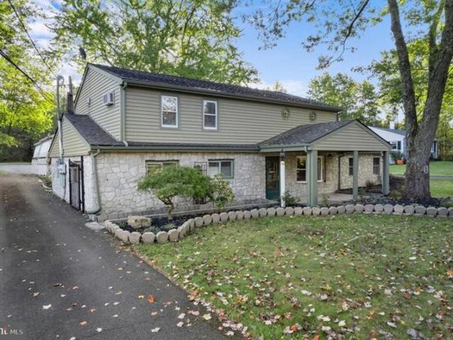 Upper Ridge Rd, Pennsburg, Home For Sale