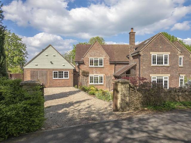 Upper Rissington 5 bed detached house to rent £3,200 pcm £738 pw