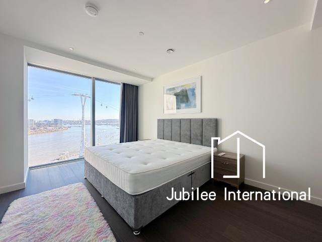Upper Riverside, Cutter Lane, London SE10, 2 bed flat to rent, £3,200 pcm | PrimeLocation
