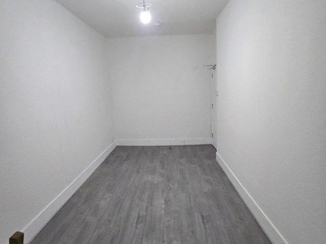 Upper Road, London E13, Room to rent, £750 pcm | PrimeLocation