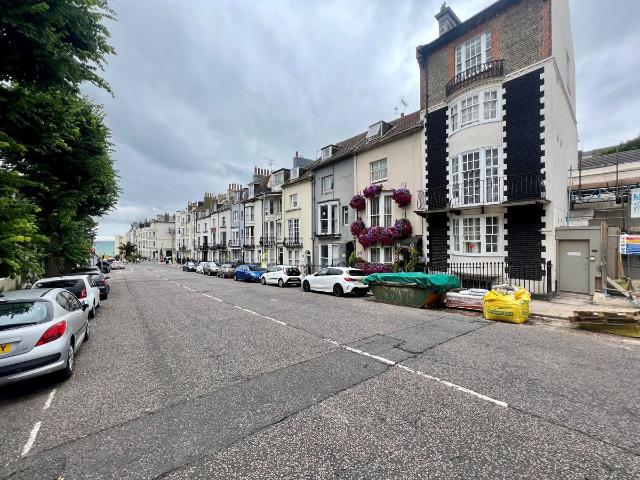 Upper Rock Gardens, Brighton BN2, Room to rent, £800 pcm | PrimeLocation