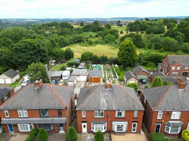 Upper Sheffield Road, Barnsley, 3 Bedroom Semi detached