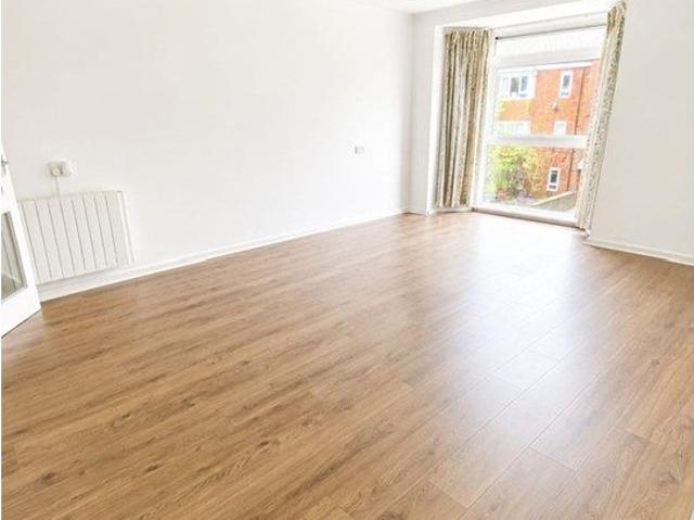Upper St James Street, Brighton BN2, 2 bed flat to rent, £1,695 pcm | PrimeLocation