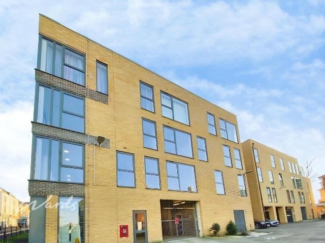 Upper Stone Street, Maidstone ME15, 1 bed flat to rent, £975 pcm | PrimeLocation