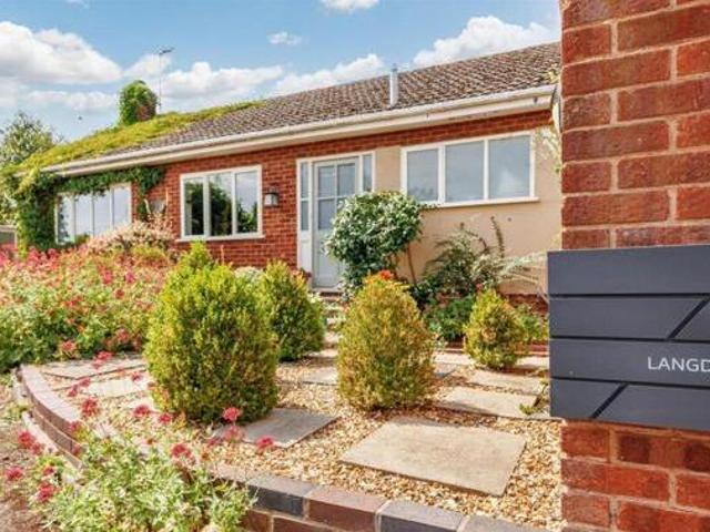 Upper Street, Defford, 3 Bedroom Detached
