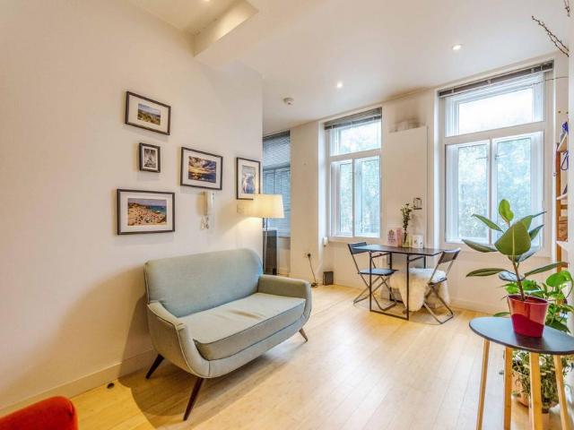 Upper Street, Islington, London, N1 1 bed flat to rent £3,142 pcm £725 pw