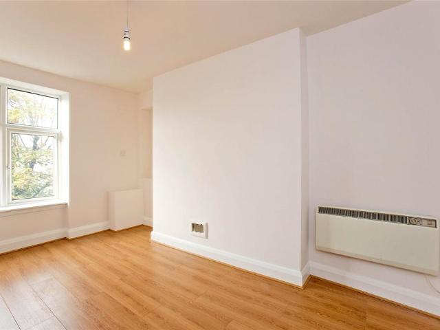 Upper Street, Islington, London, N1 Studio to rent £1,000 pcm £231 pw