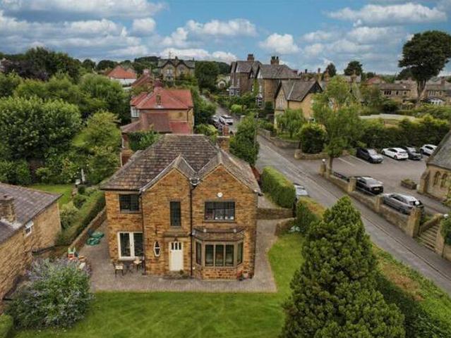Upper Sutherland Road, The Beacons, Hipperholme, 4 Bedroom Detached