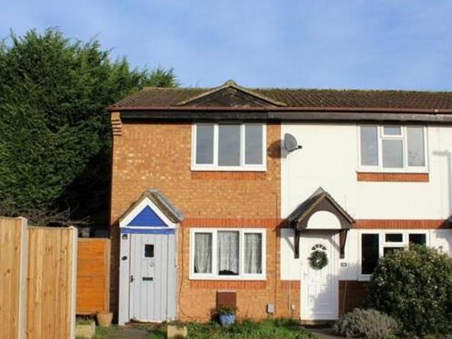 Upperstone Close, Stotfold, 2 Bedroom End