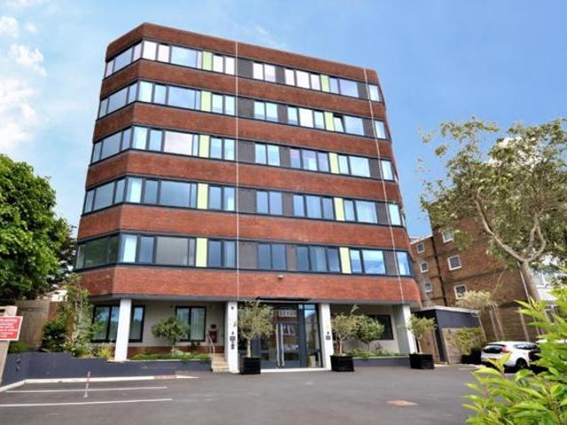 Upperton Road, Eastbourne, 2 Bedroom Flat