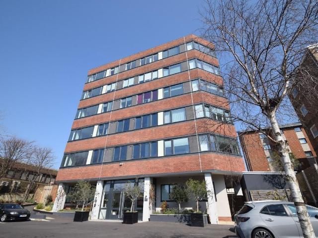 Upperton Road, Eastbourne BN21, 1 bed flat to rent, £825 pcm | PrimeLocation
