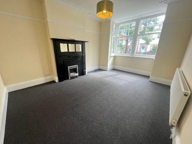 Upperton Road, Leicester LE3, 2 bed flat to rent, £850 pcm | PrimeLocation