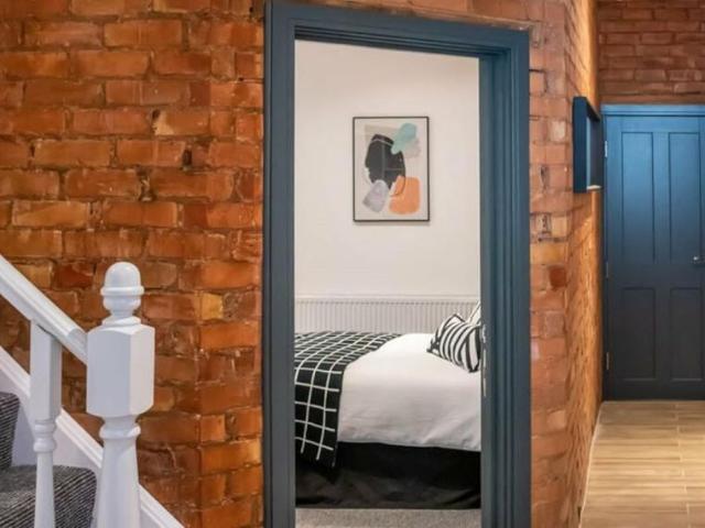 Upperton Road Room 7
