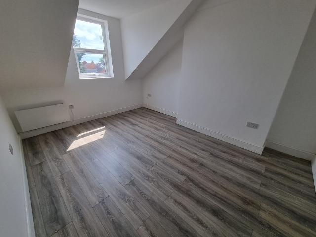 Uppingham Road, Uppingham Road Leicester LE5, 2 bed flat to rent, £995 pcm | PrimeLocation