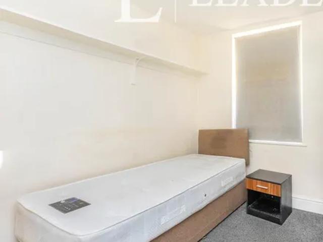 Uppingham Road, Liverpool, L13 7BJ, United Kingdom | Room for rent #115020671 | Rentberry