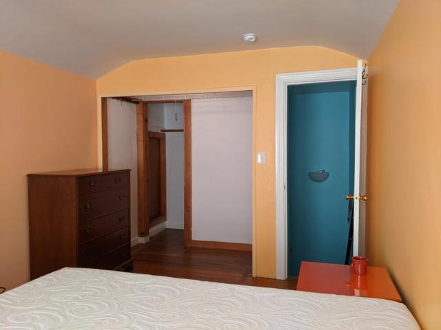 Upstairs Room In El Cerrito Hills Home