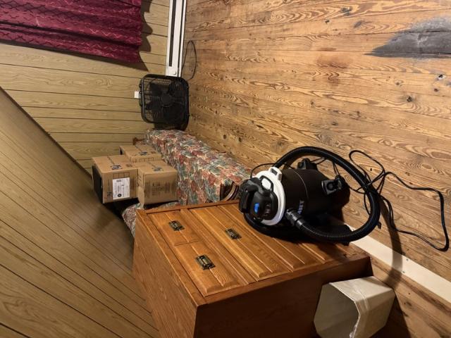 Upstairs rooms for rent