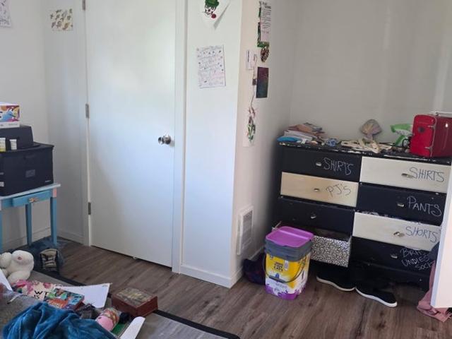 Upstairs rooms for rent