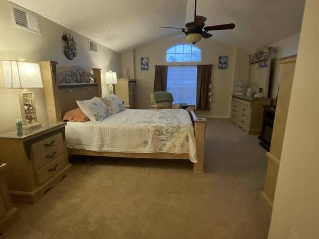 Upstairs suite/private bathroom