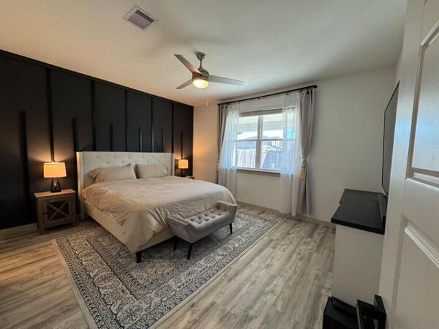 Upscale and completely remodeled home in gated community by Pearland, NRG Stadium, Medical Center
