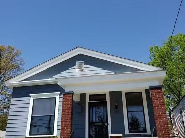 Upscale 2 Bedroom Home Walking distance to Uof L 117 Hill B.