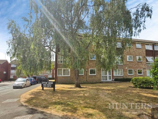 Upton Dene, Sutton SM2, 2 bed maisonette to rent, £1,750 pcm | PrimeLocation