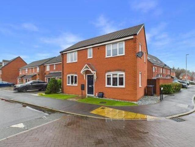 Upton Drive, Stretton, 3 Bedroom Detached