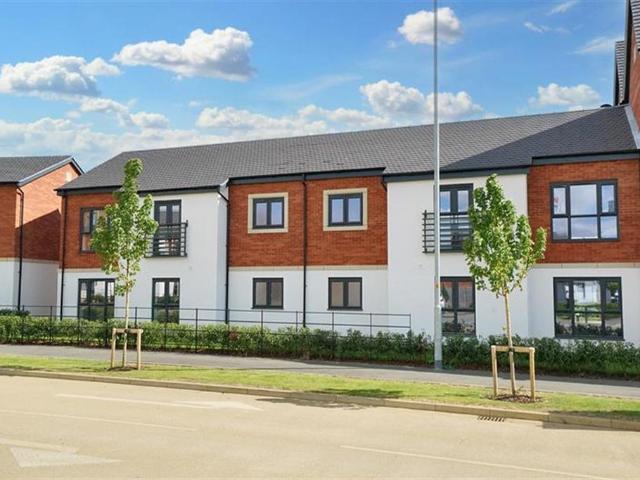 Upton NN5 2 bed flat to rent £1,195 pcm £276 pw