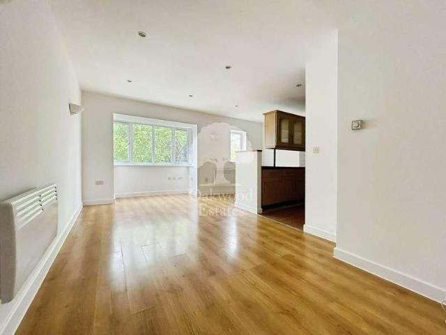 Upton Park, Slough, SL1
