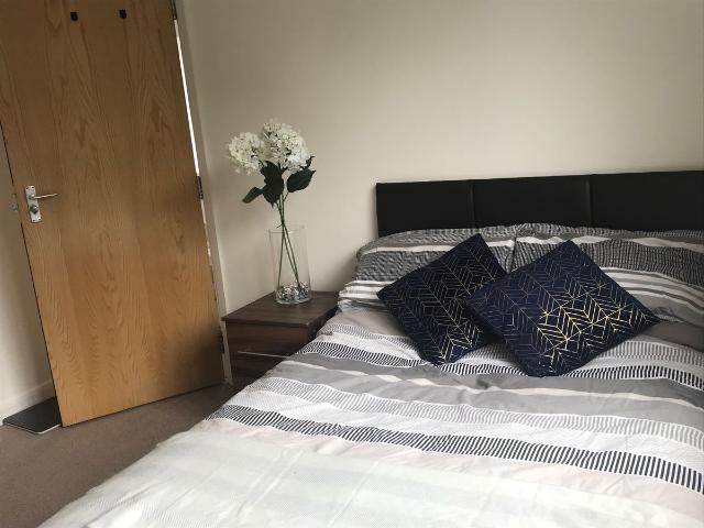 Upton Place, Rugeley WS15, 5 bed shared accommodation to rent, £550 pcm | PrimeLocation