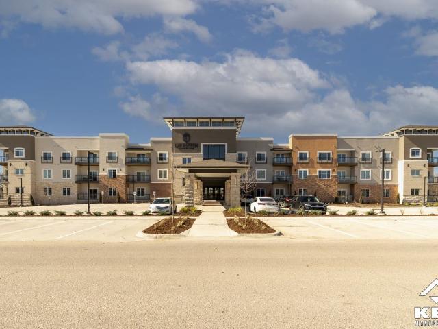 Uptown Landing