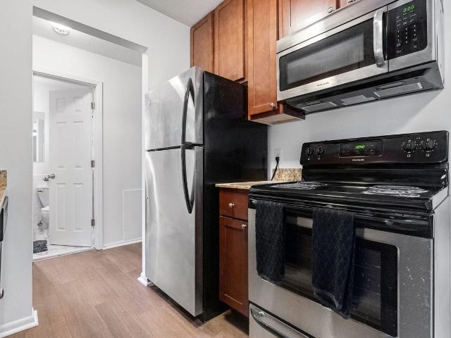 Uptown Square Apartments 1 Bedroom Apartment for Rent at 2908 Bryant Ave S, Minneapolis, MN 55408 Lyn Lake