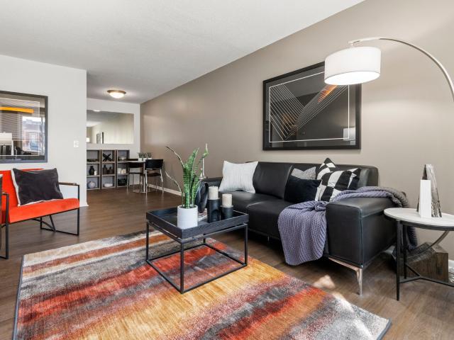 Uptown Square Apartments