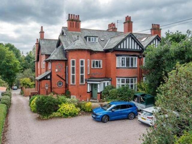 Urmston Lane, Stretford, 6 Bedroom Semi detached