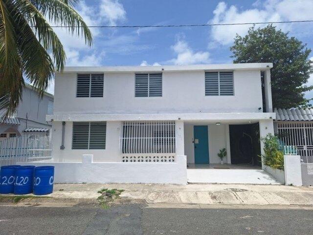 Urb Country Calle Clb # C, Carolina, Home For Sale