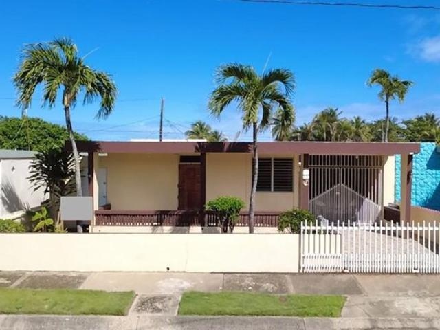 Urb Hatillo Del Mar Calle Rodriguez Sanchez # C, Hatillo, Home For Sale
