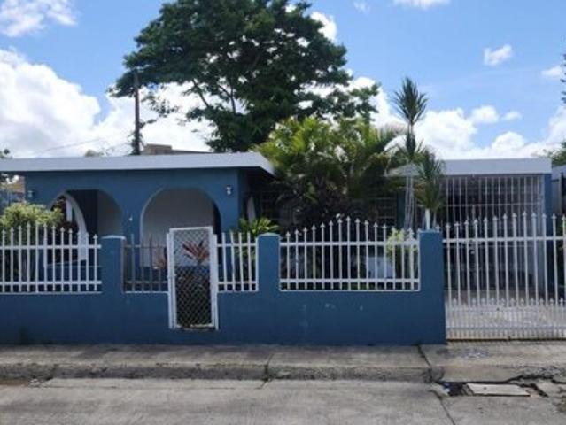 Urb Jardines Pla Calle Santini # C, Caguas, Home For Sale