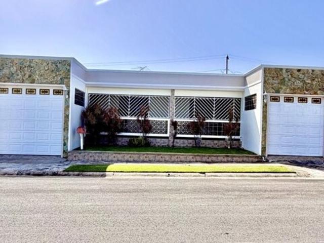 Urb Magnolia Calle Gdns # A, Bayamon, Home For Sale