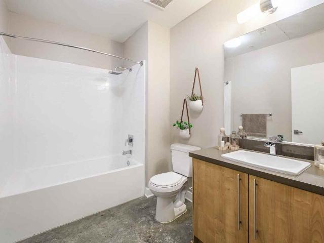 Urban Village Apartments 1 Bedroom Apartment for Rent at 1081 Long Beach Blvd, Long Beach, CA 90813 Saint Mary