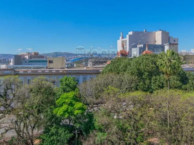 Apartamento 3 dormitórios no Centro Histórico