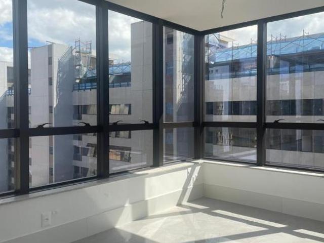 URBAN COBERTURA DE CANTO VISTA LIVRE 220M ÚTIL AC APT E CARRO ANALISA