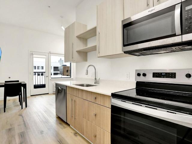 Urban Loft Co. Memphis 1 Bedroom Apartment for Rent at 440 Monroe Ave, Memphis, TN 38103 New Pathways