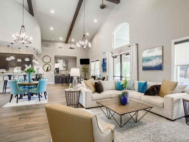 Urban Oaks at Conroe 1 Bedroom Apartment for Rent at 2086 Porter Rd, Conroe, TX 77301