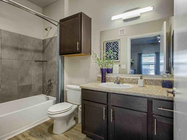 Urban Oaks at Conroe 2 Bedroom Apartment for Rent at 2086 Porter Rd, Conroe, TX 77301