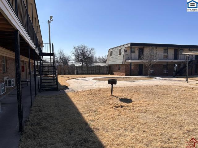 $300 Off First Month rent! Urban Oasis Found