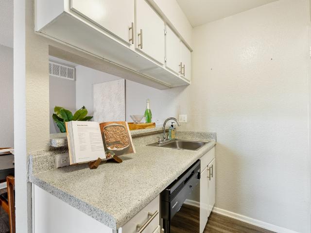 Urban Palms 2 Bedroom Apartment for Rent at 8701 Town Park Dr, Houston, TX 77036 Sharpstown