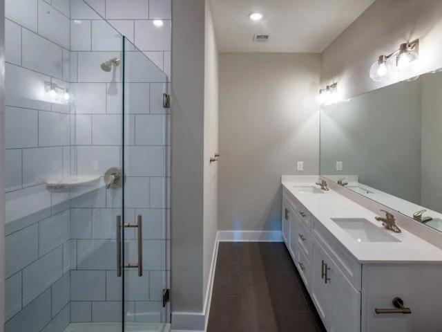 Urban Place 2 Bedroom Apartment for Rent at 400 E Chatham St, Cary, NC 27511