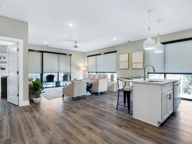 Urban Place 2 Bedroom Apartment for Rent at 400 E Chatham St, Cary, NC 27511