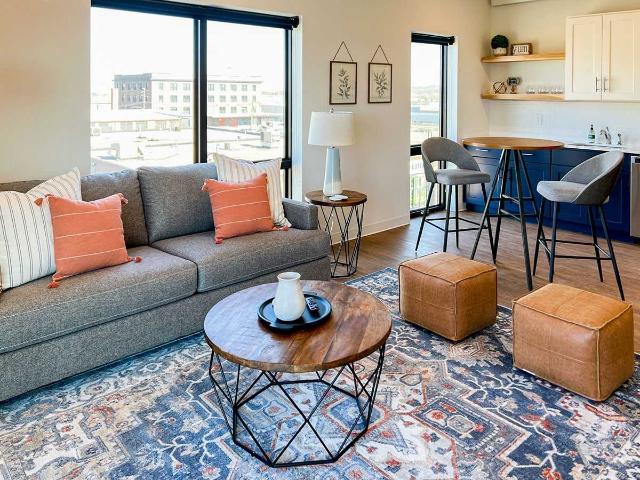 Urbane 1220 Studio Apartment for Rent at 1220 4th St, Sioux City, IA 51101 Downtown Sioux City